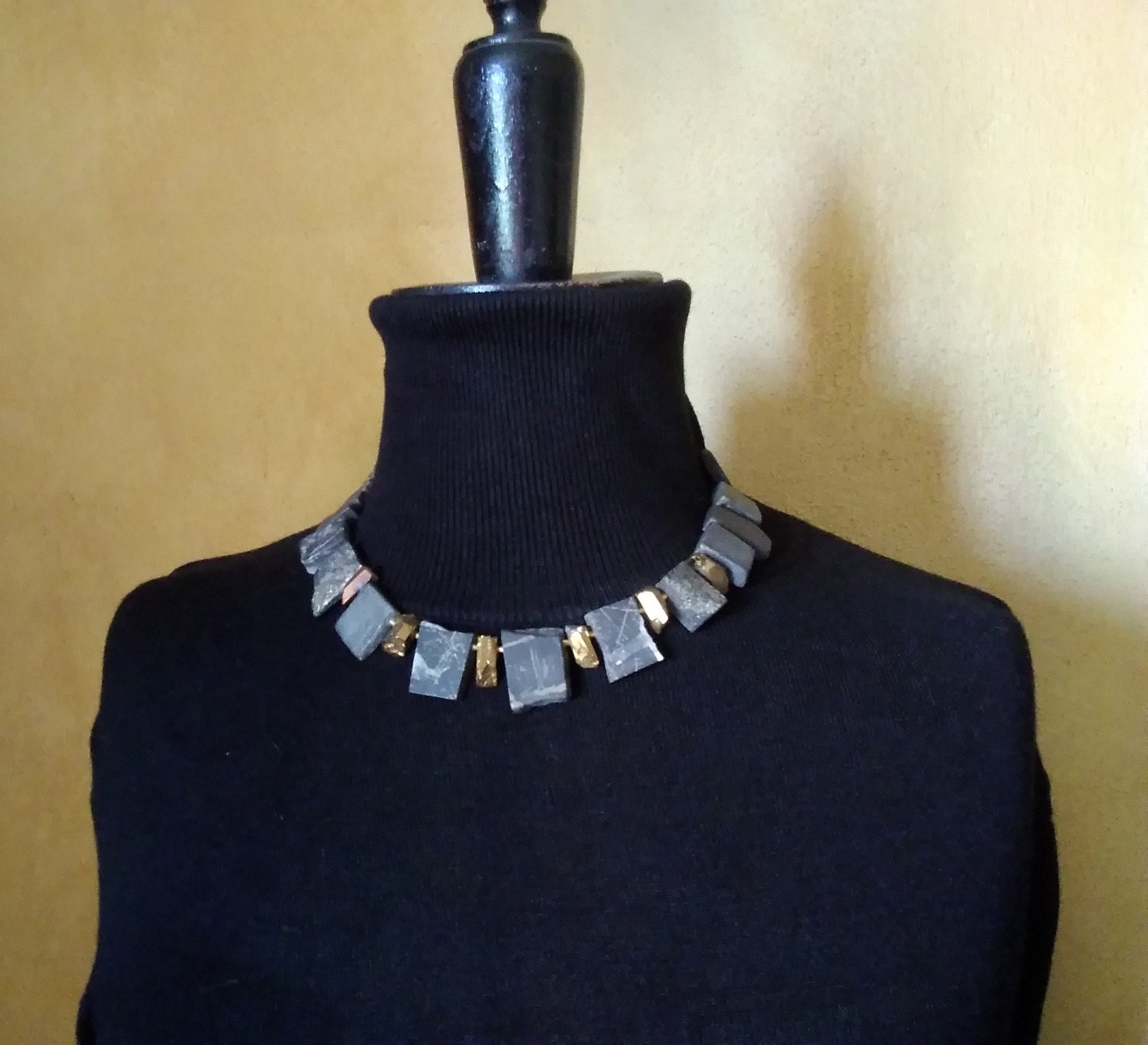 Shale Necklace - Etsy