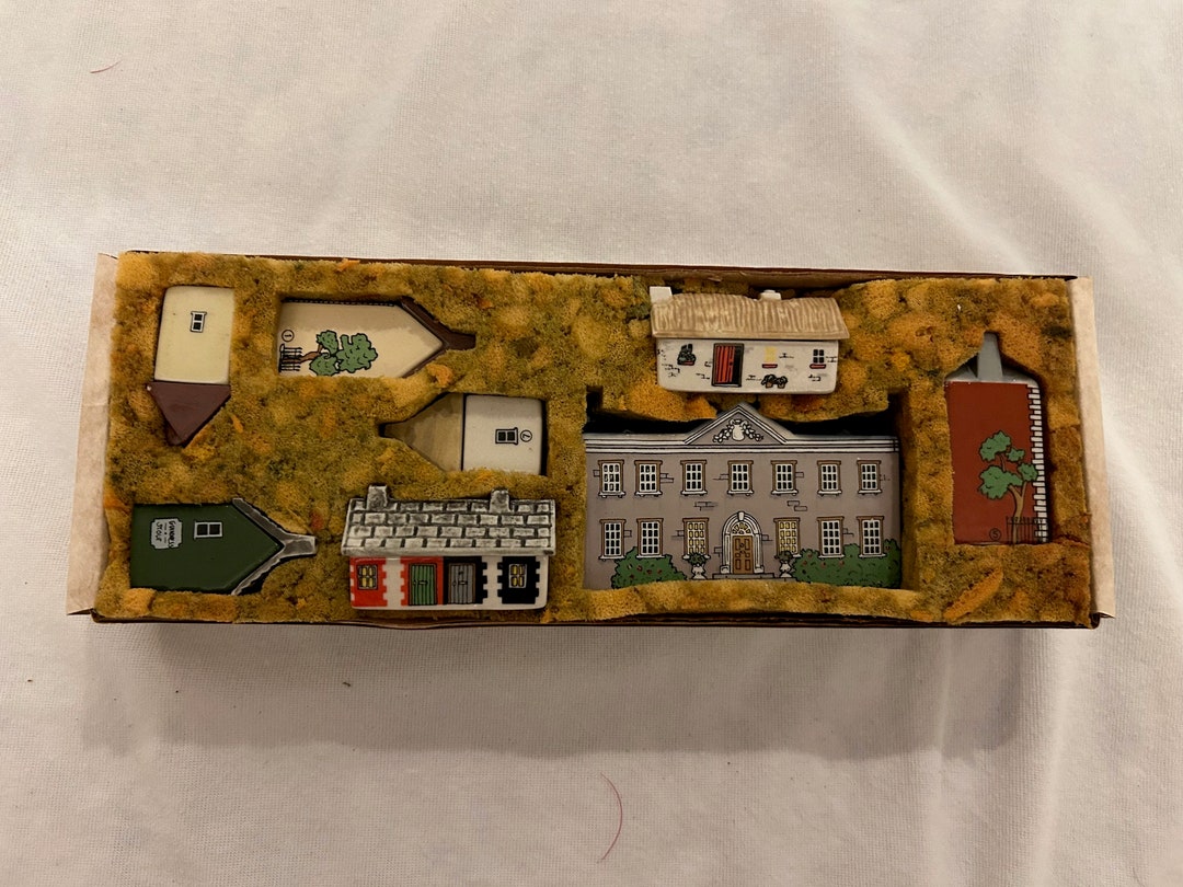 Bally-whim Irish Village Wade Ireland Complete 8 Piece Set With Box ...