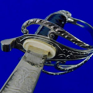 US Vietnam Era Model 1902 USAF Presentation Engraved Officer's Sword W ...