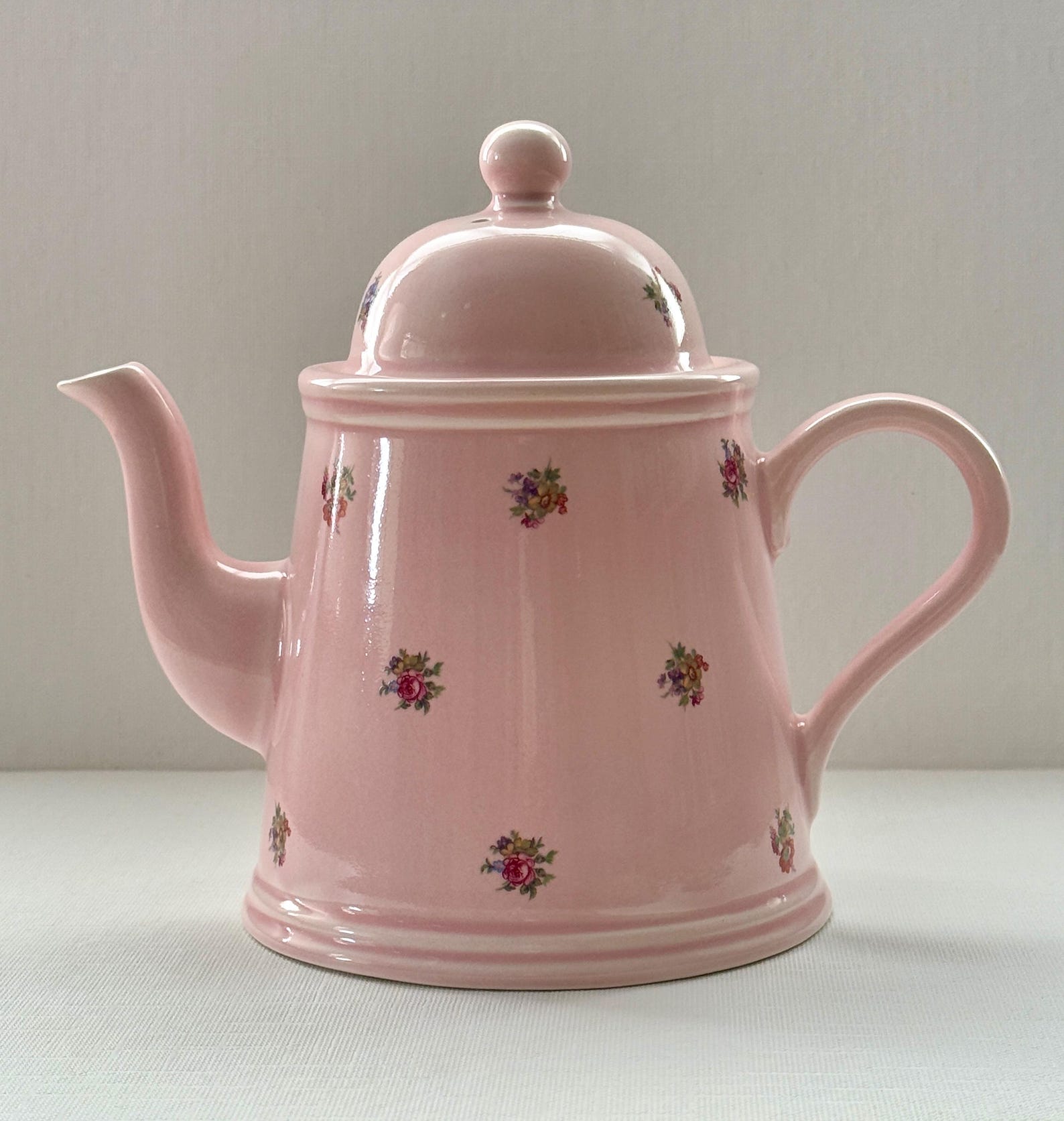 Vintage Arthur Wood Tea Pot and Lid, Pink Floral Tea Pot, Pattern 6002 ...