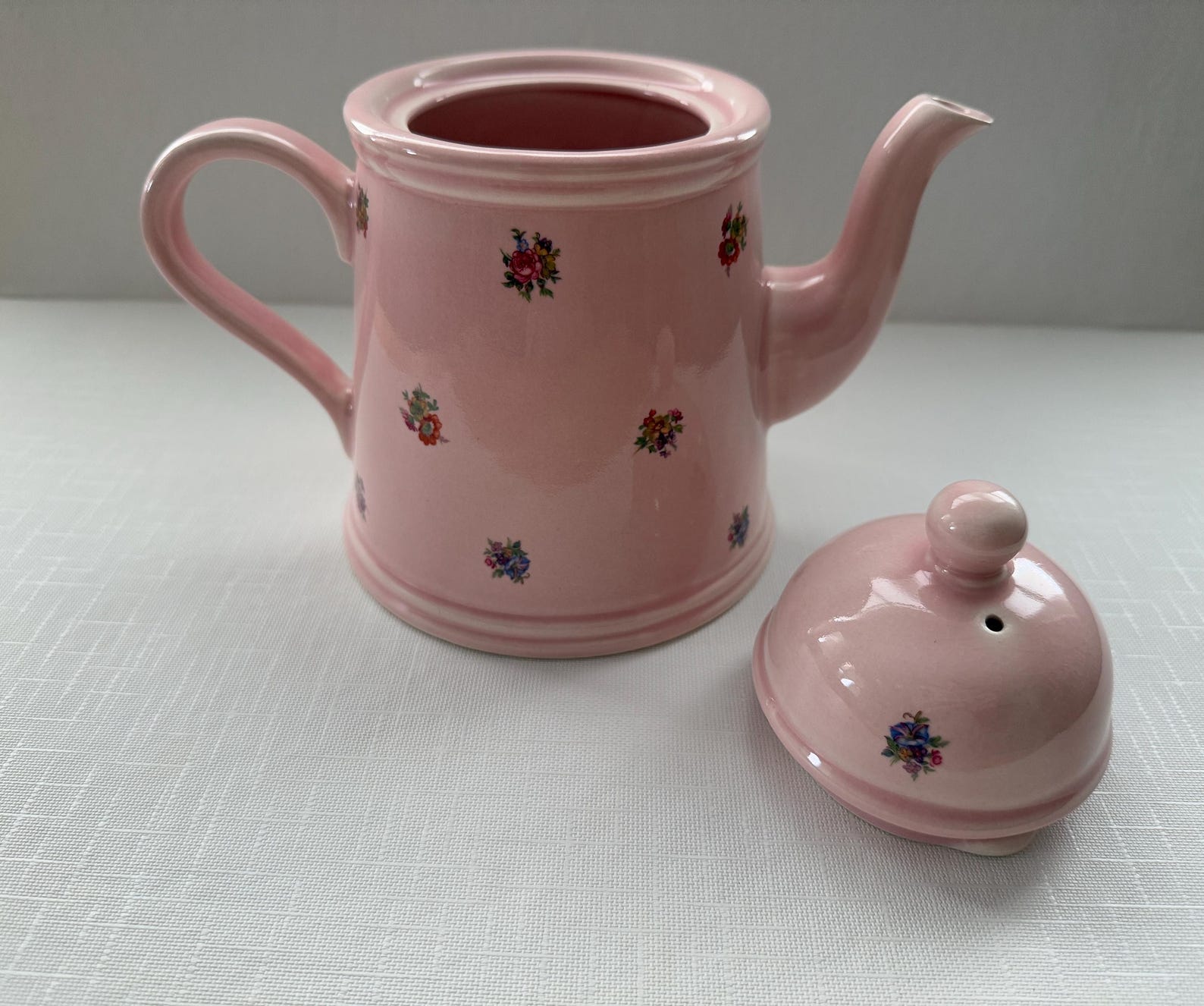 Vintage Arthur Wood Tea Pot and Lid, Pink Floral Tea Pot, Pattern 6002 ...