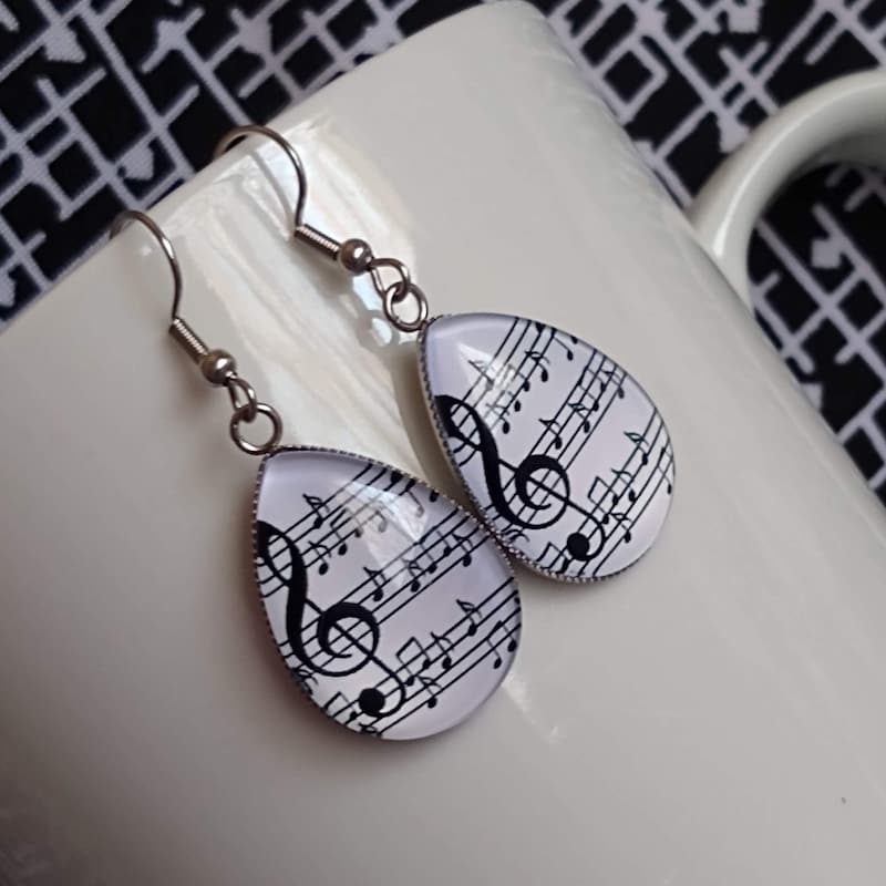 Music Note Earrings - Etsy