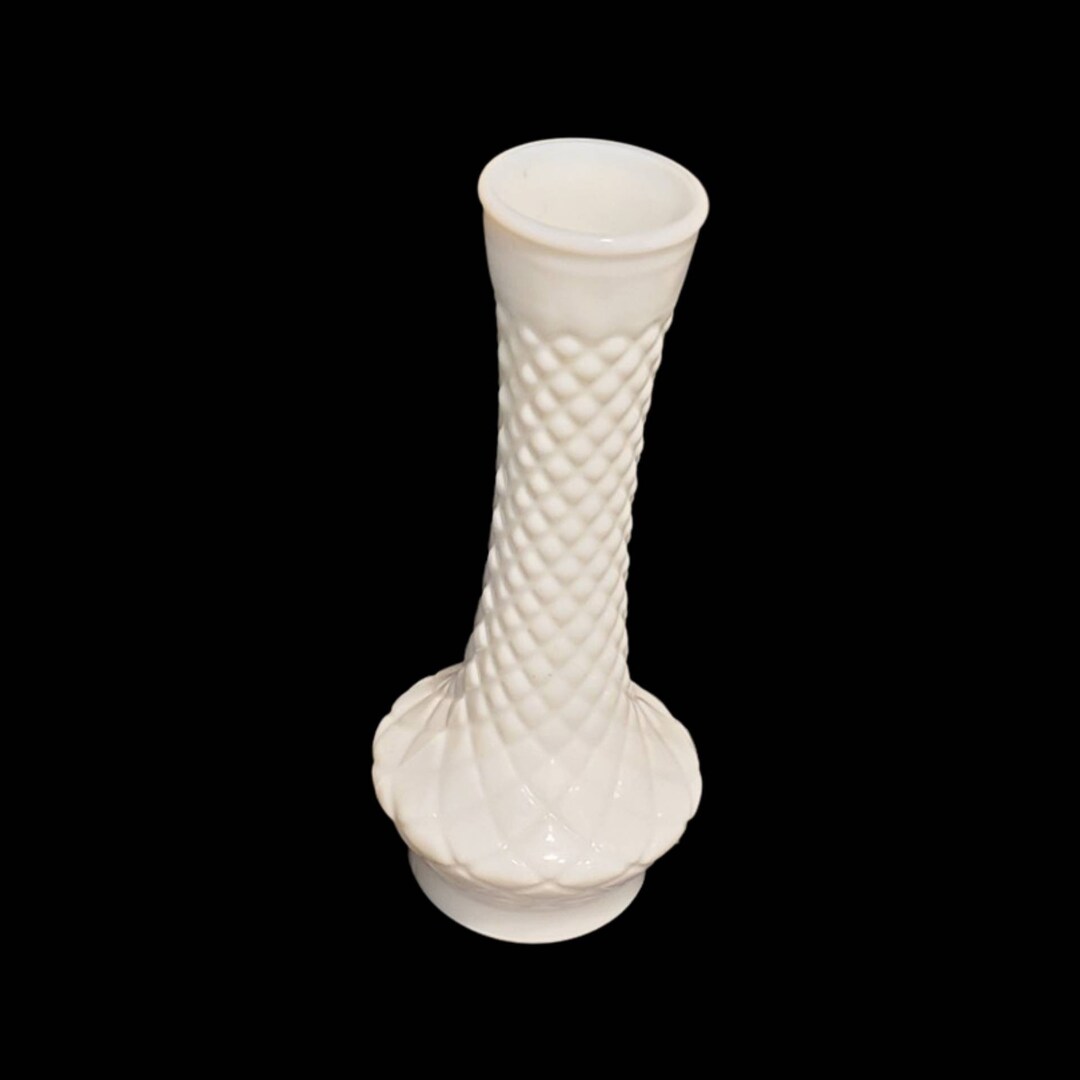 Randall Glass Milk Glass Bud Vase Quilt-diamond Pattern - Etsy