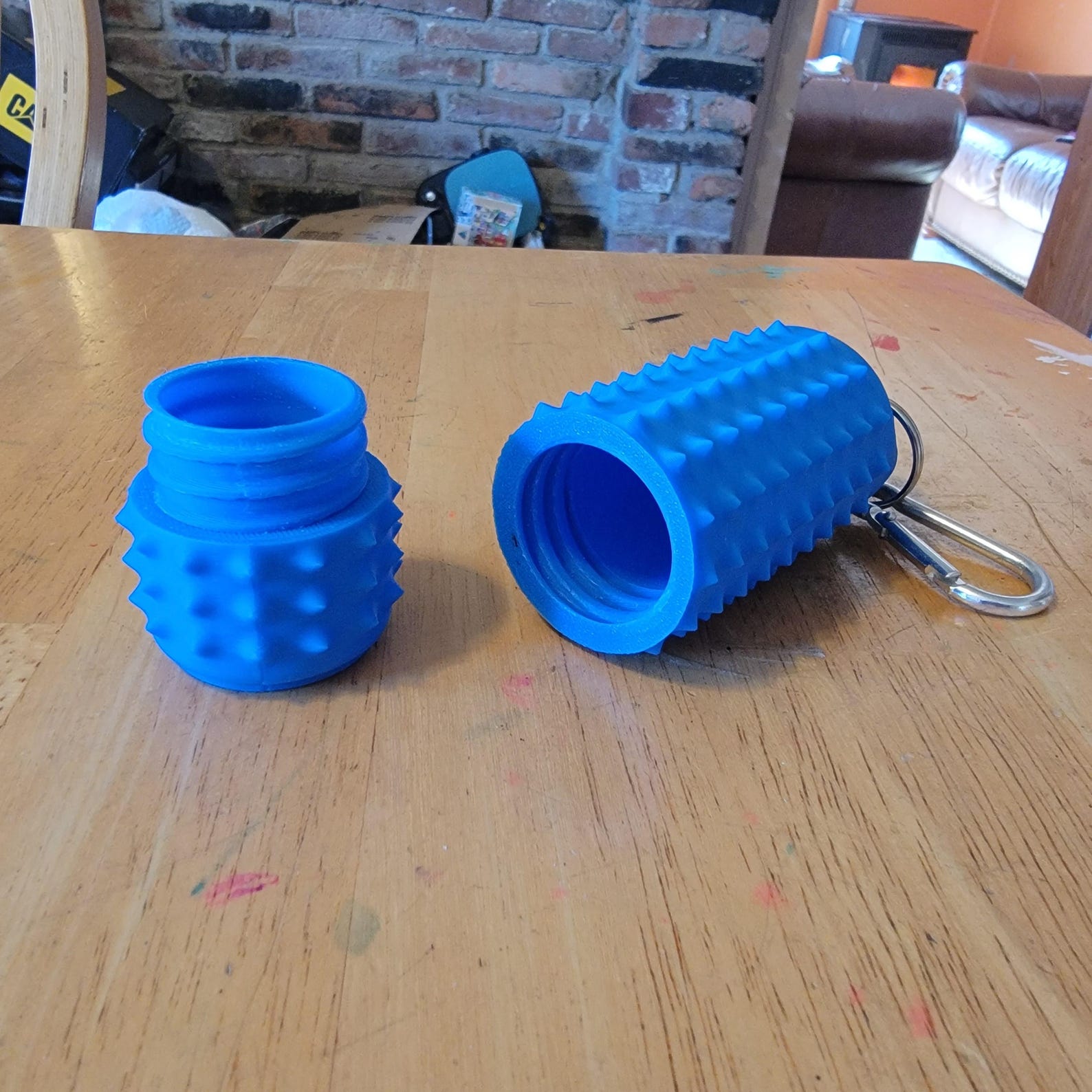 Spiked Cylinder Pain Stimulation Stash Keychain Autism & Stress Relief ...