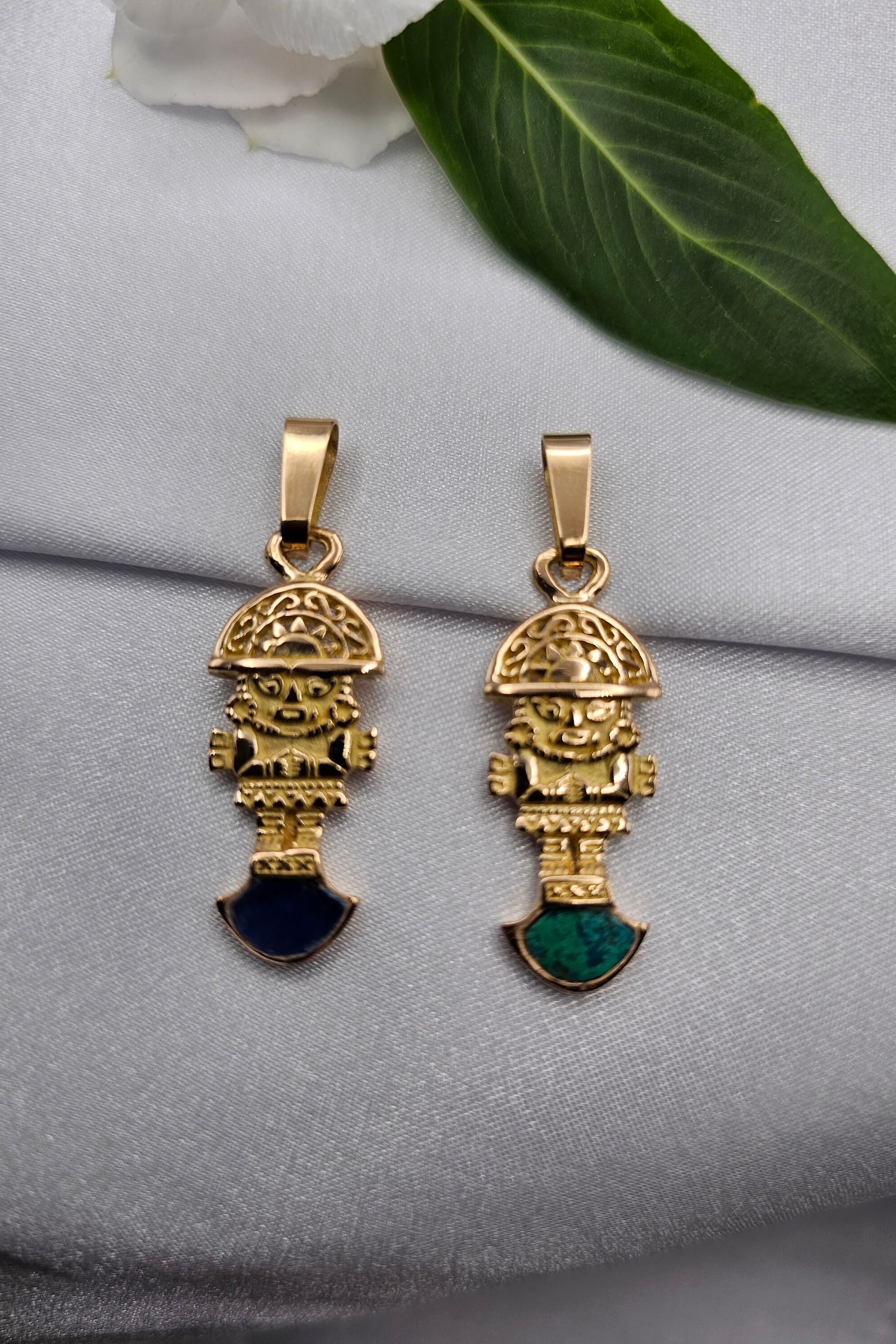 18k Solid Gold Pendant Handcrafted Peruvian Jewelry Etsy - Etsy