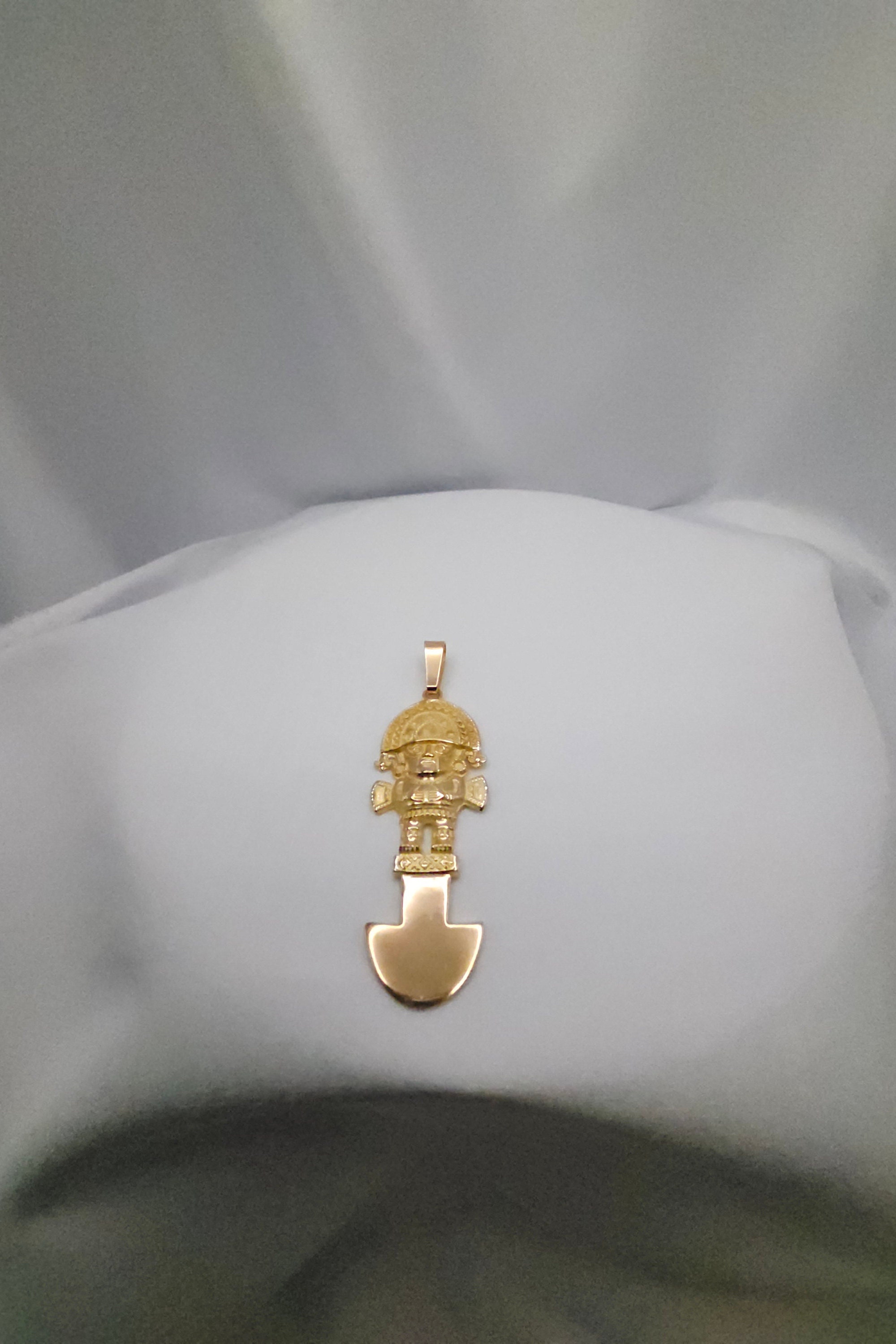 18K Solid Gold Tumi Pendant: Handmade Peruvian Jewelry - Etsy