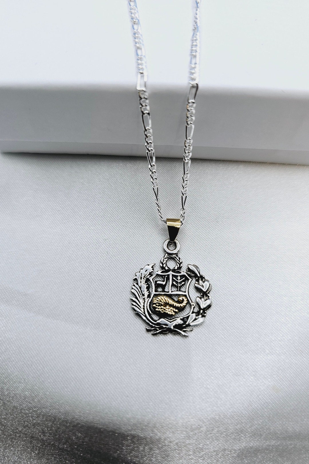Peruvian Shield Pendants & Chain Silver.950, Escudo Peruano, Peru ...