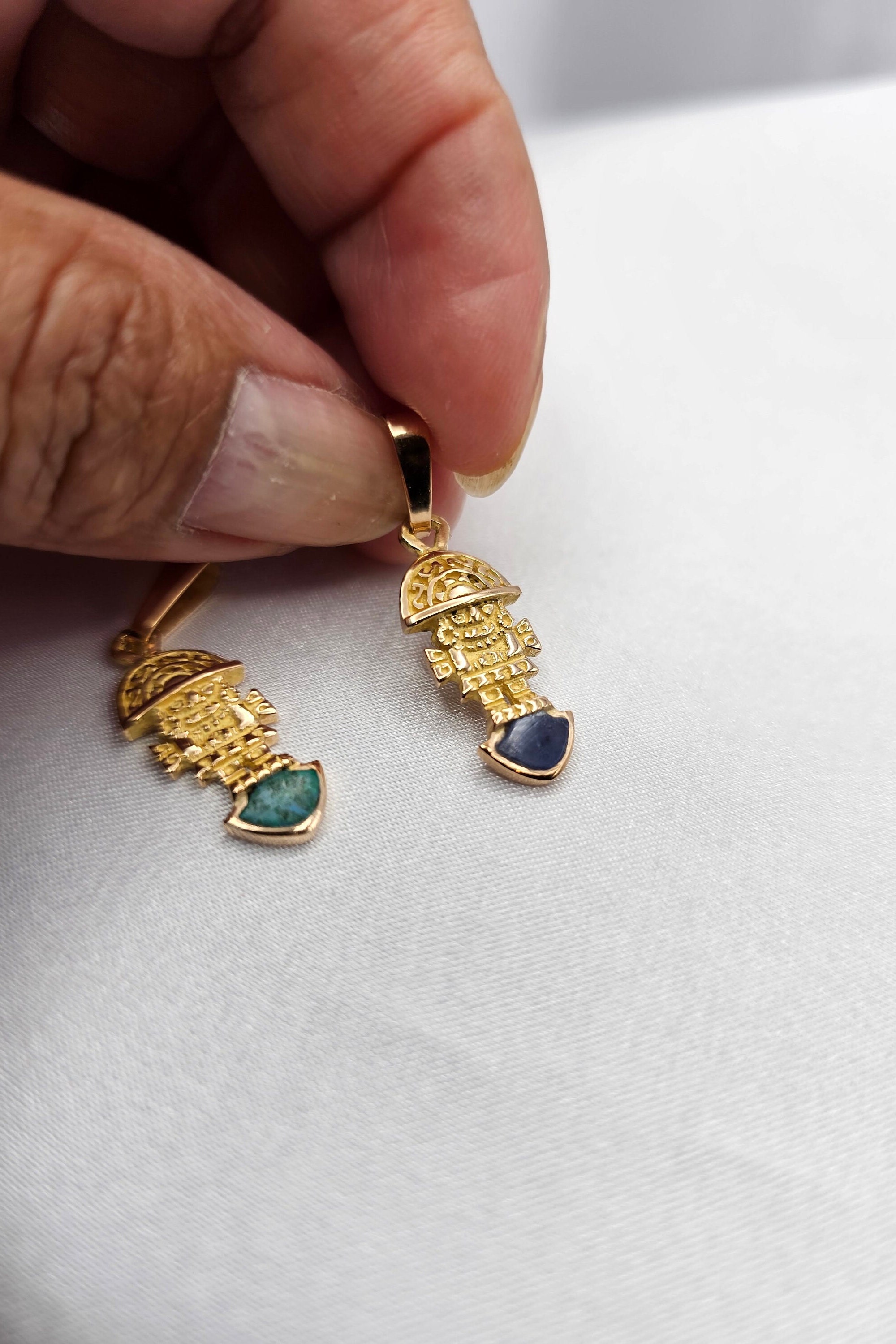 18k Solid Gold Tumi Pendant: Inca Handcrafted Peruvian Gift - Etsy