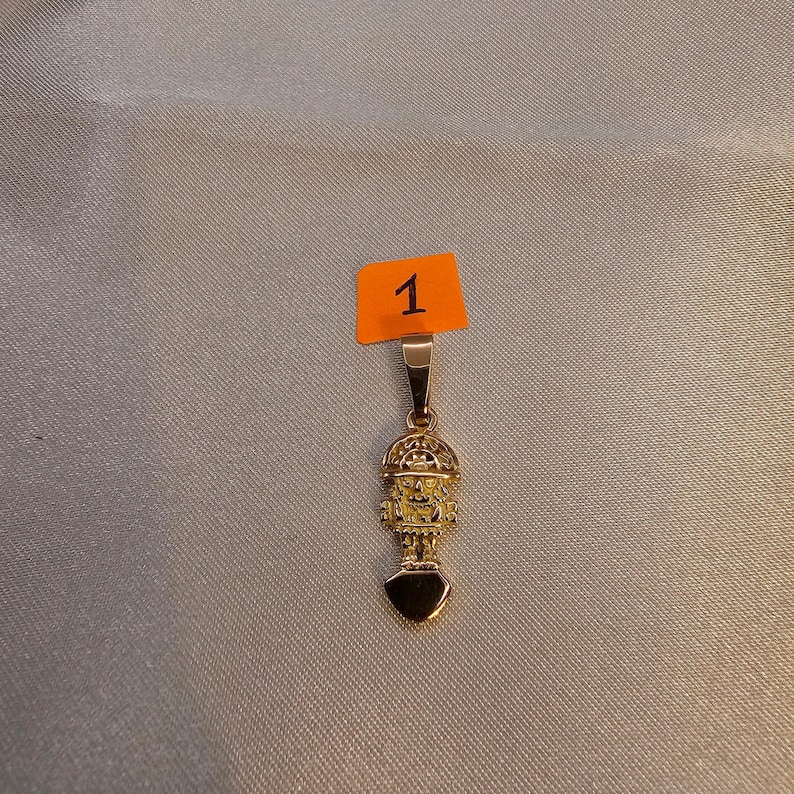 18k Gold Tumi Pendant • Peruvian Inca Culture Protection Amulet - Etsy