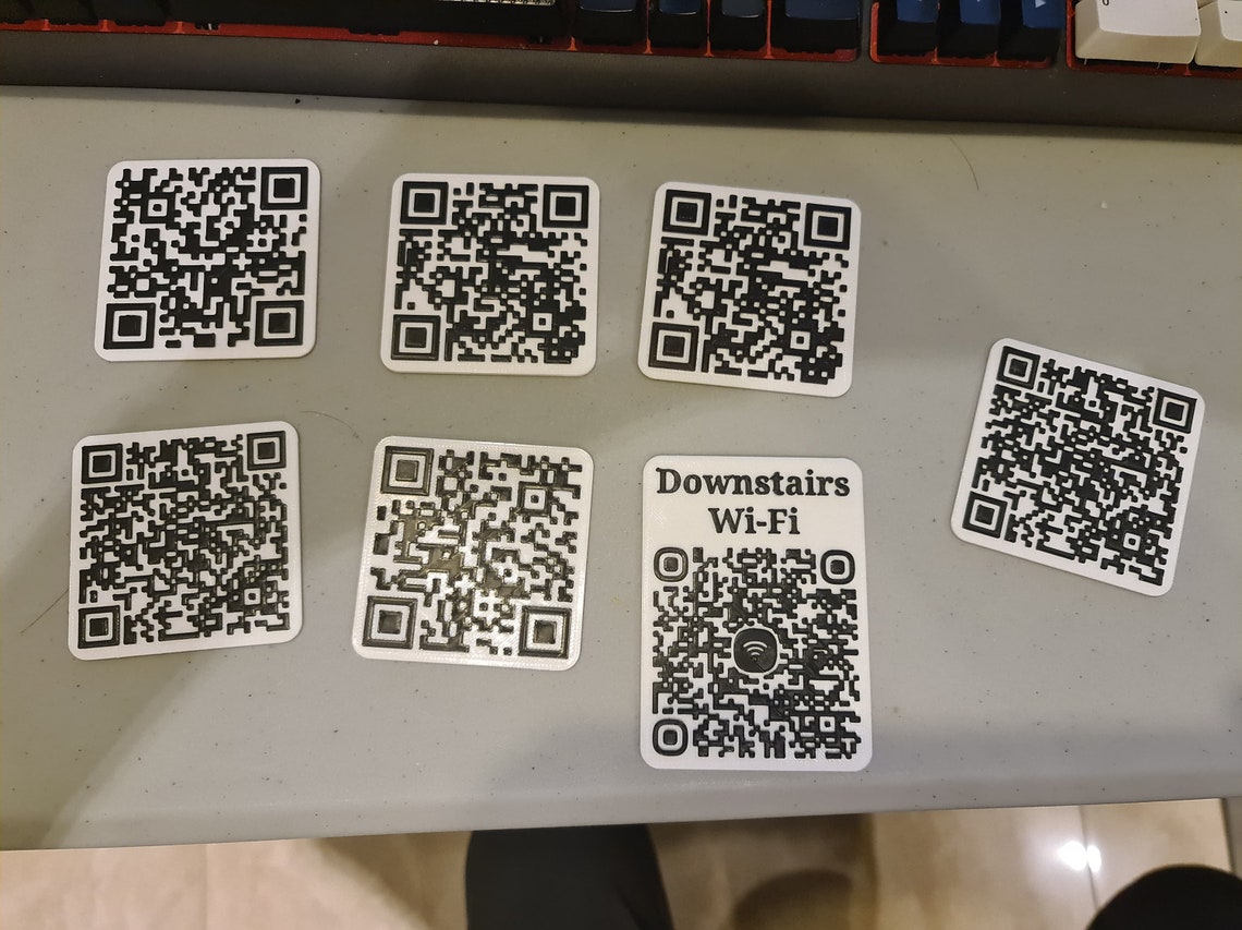 Custom QR Code Logos // FREE SHIPPING to Canada/usa - Etsy Canada