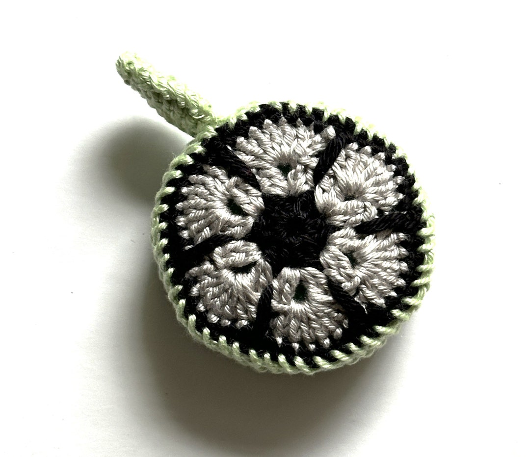 Crocheted Flower Tape Measure (black) - Etsy