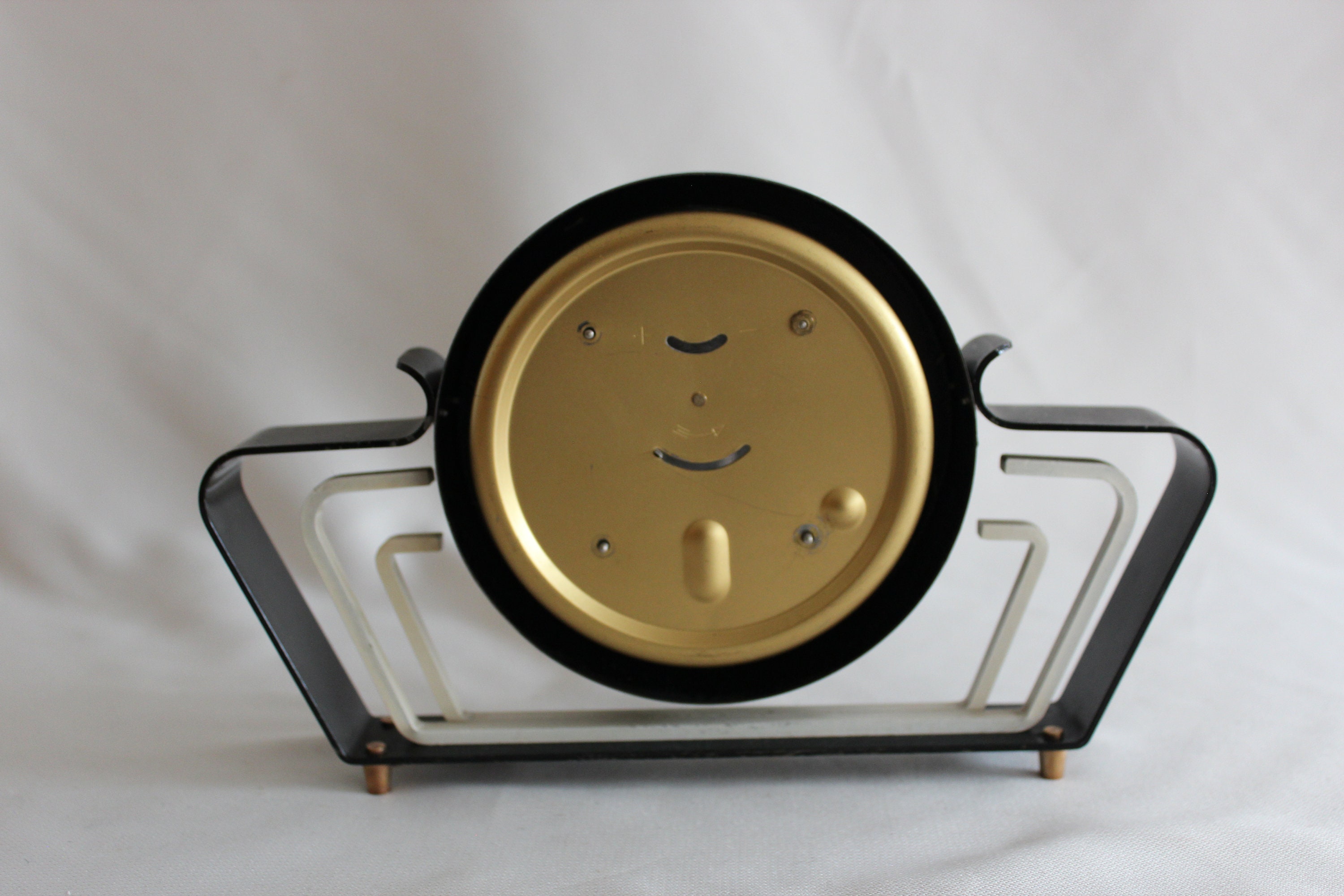 Vintage Retro Table Clock DESIGN 1960 No Chime No Bell JUNGHANS Pop Art ...