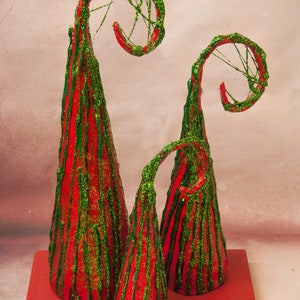Set of 3 Paper Mache Christmas Grinch Tree - Etsy UK