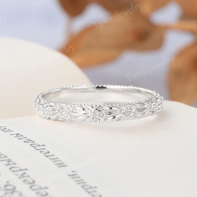 Filigree Wedding Band - Etsy