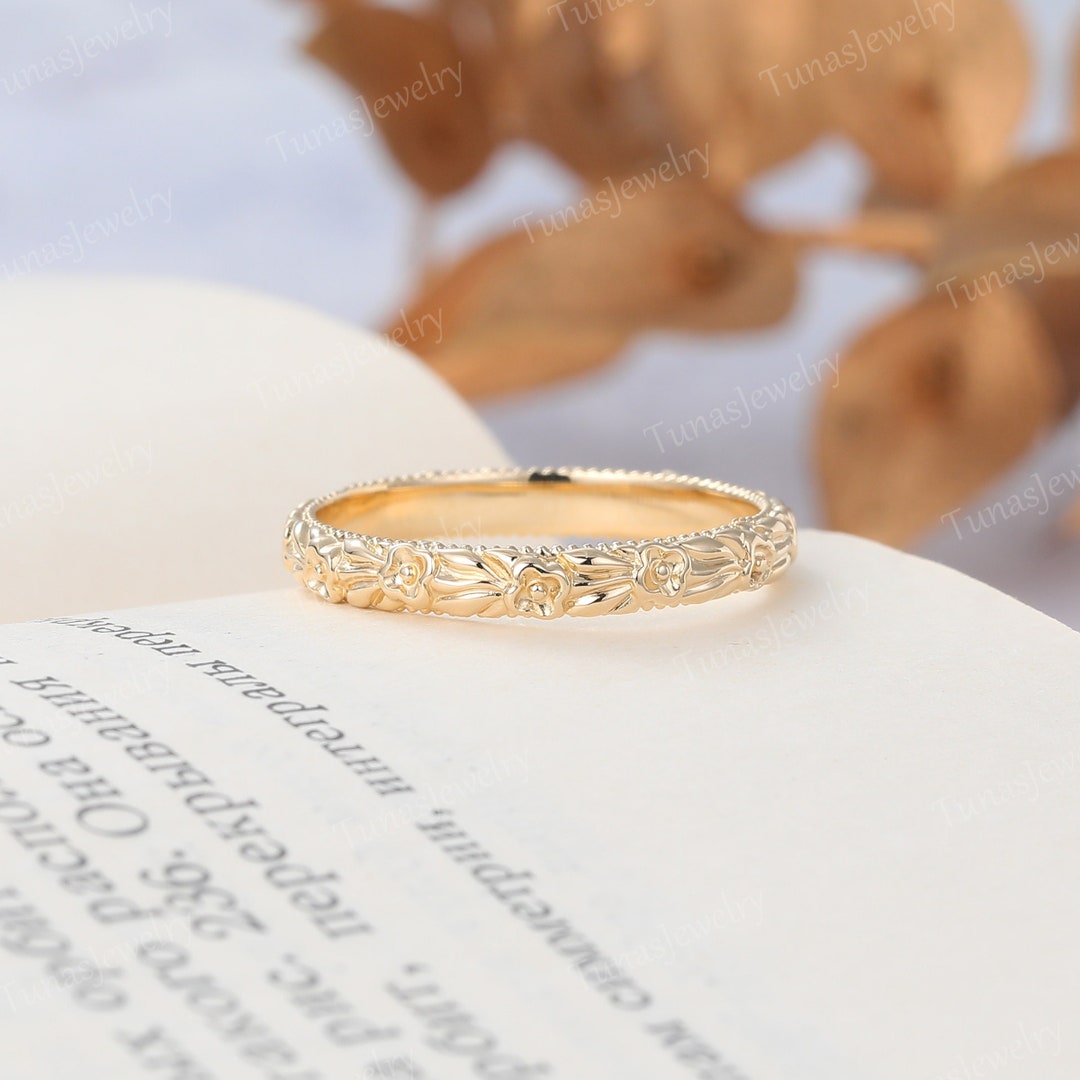 Plain Gold Wedding Band Dainty Filigree Solid Gold Wedding Band Art ...