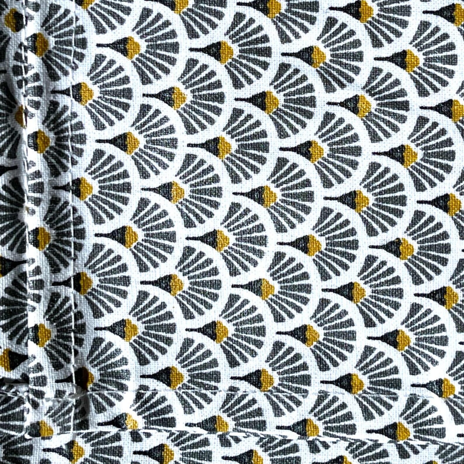 Waxed Cotton Tablecloth, Round - Wipe Clean, Made in France - Etsy