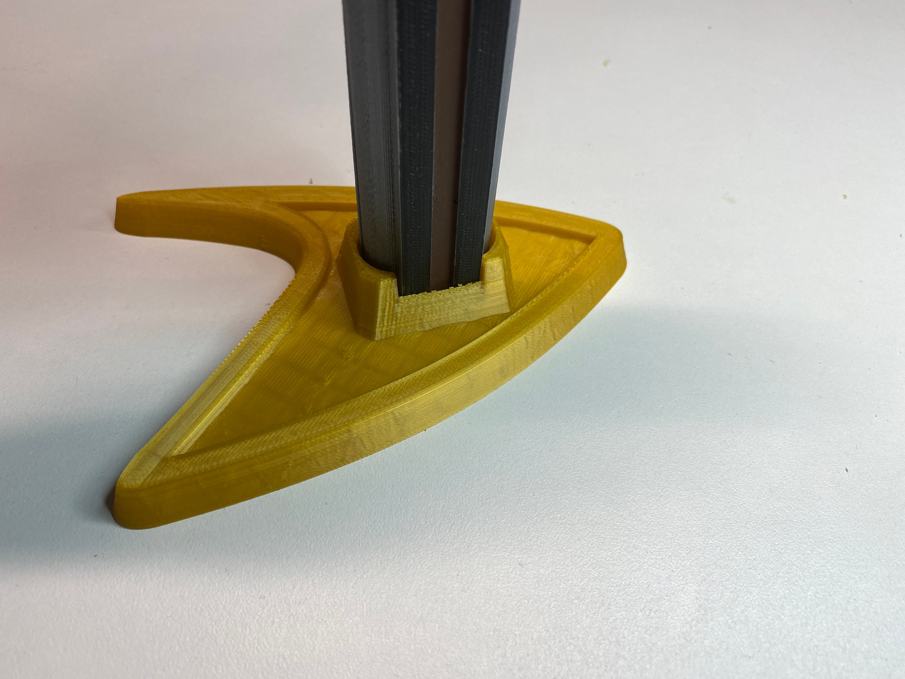 Display Stand for Diamond Select Star Trek Phaser Pistol Prop Art ...