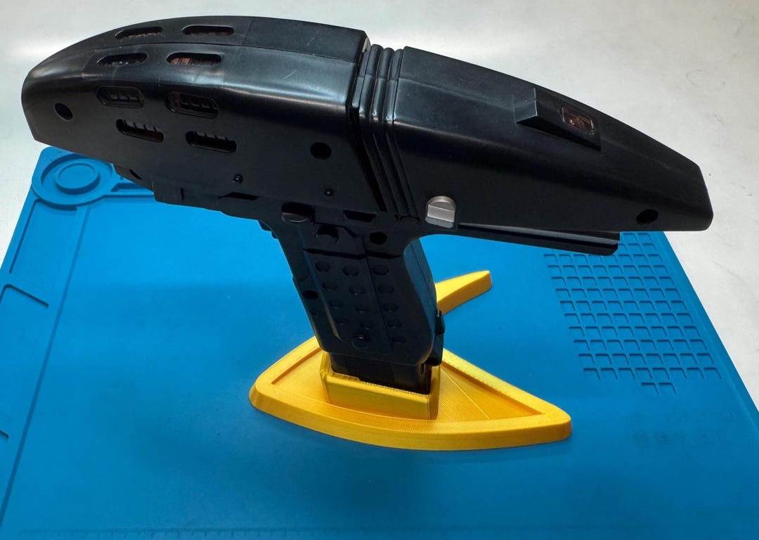 Display Stand for Star Trek Assault Phaser Phaser Pistol Prop Kit by ...