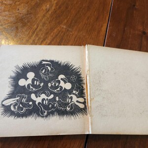 Vintage Hardcover Minnie MOUSE Book - Etsy