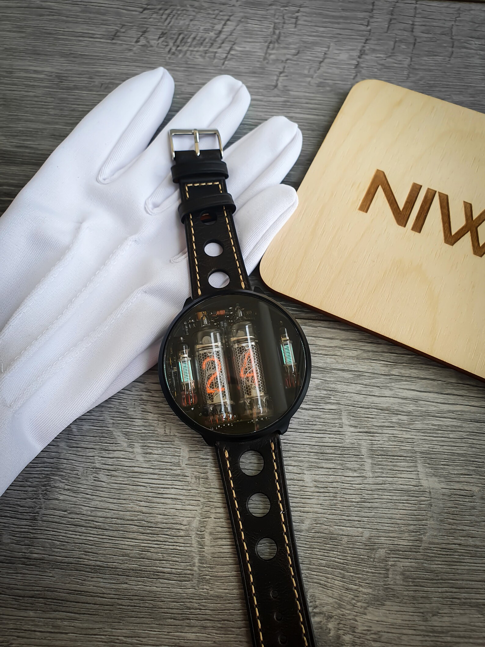 NIWA Nixie Watch. IN-16 Tubes. Black Case. Wristwatch for Him. - Etsy