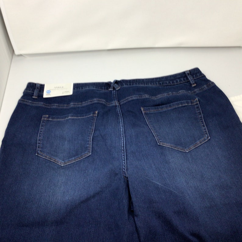 Christopher & Banks Signature Slimming New 24W Average Jeans (I1) - Etsy