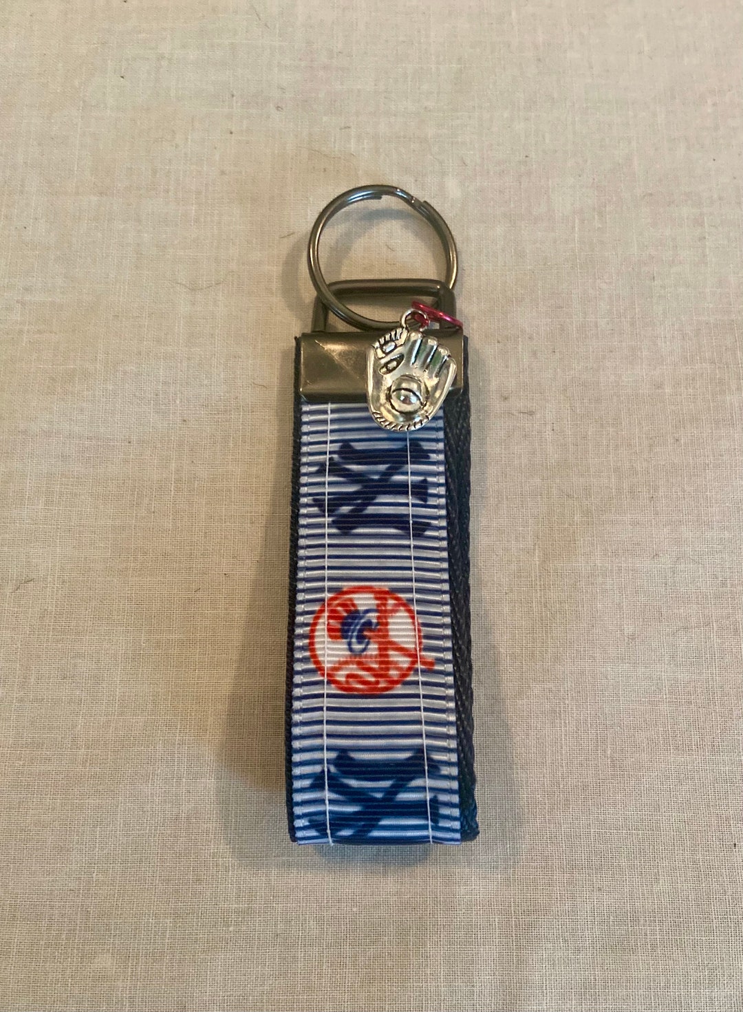 New York Yankees Key Fob - Etsy