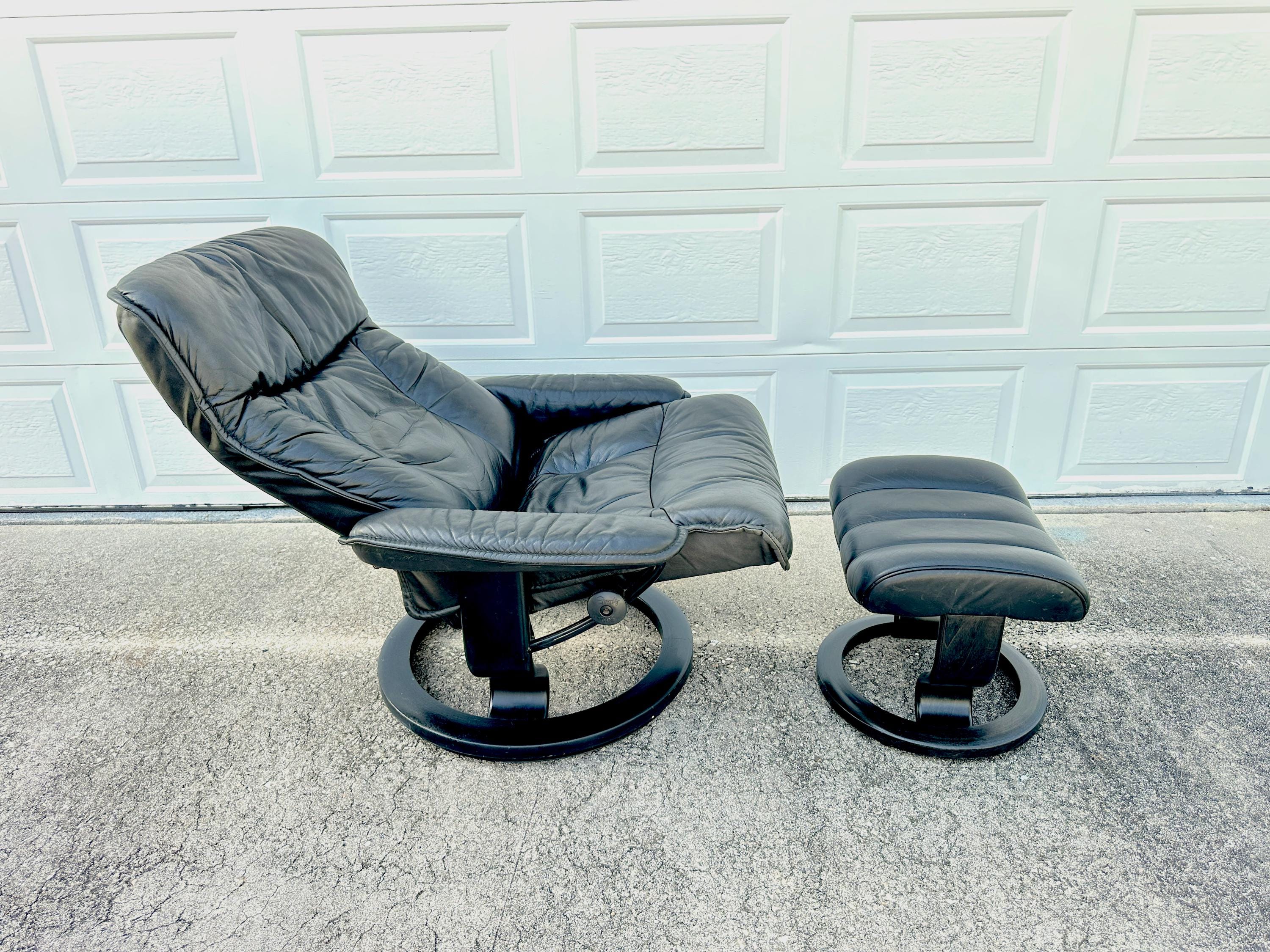 Ekornes Stressless Recliner Lounge Chair Ottoman Black Leatherlarge Size Mid Century Modern Chair MCM Shipping Not Included Etsy Denmark