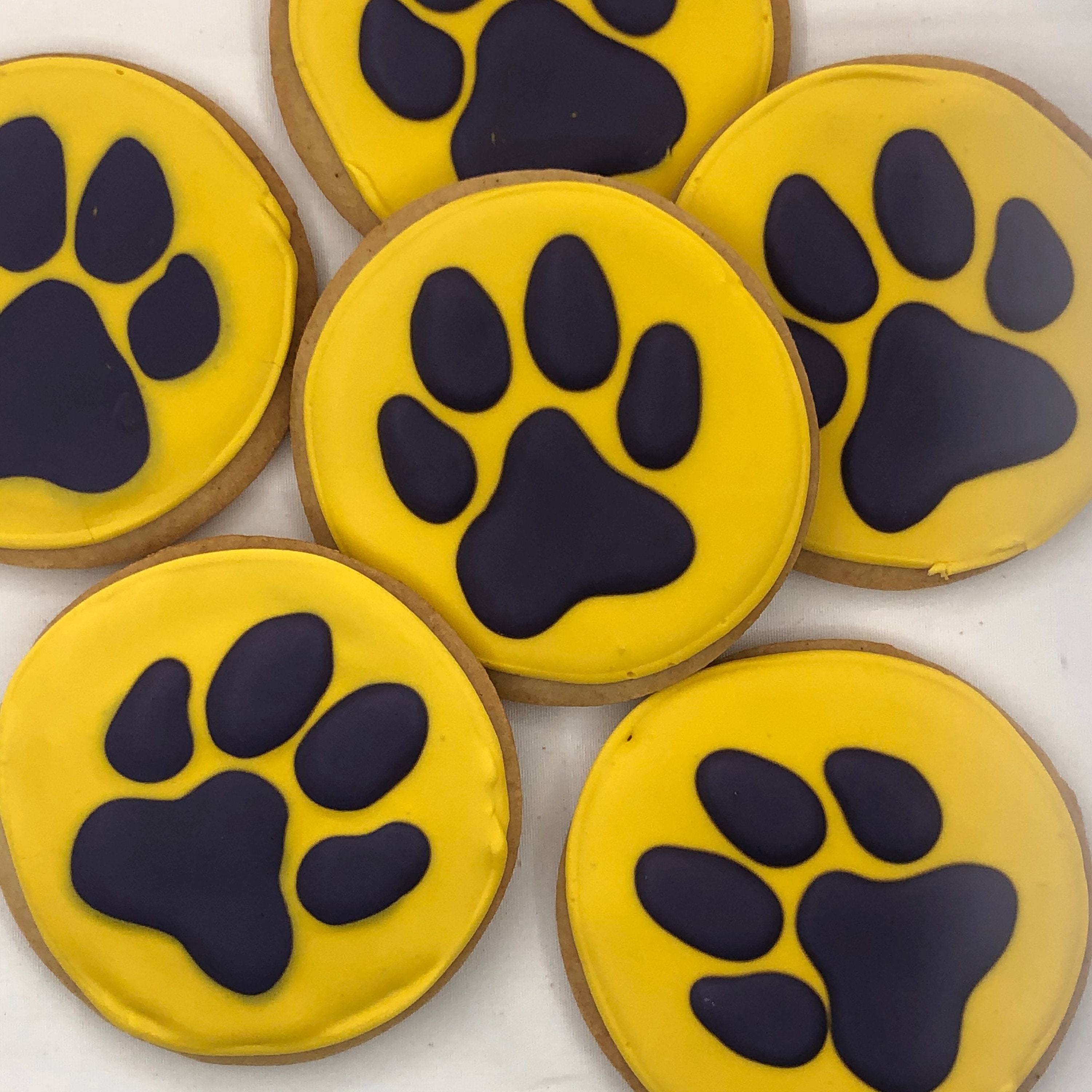 Paw Print Cookies- Set of 6 Crunchy Shortbread Cookies Individually ...