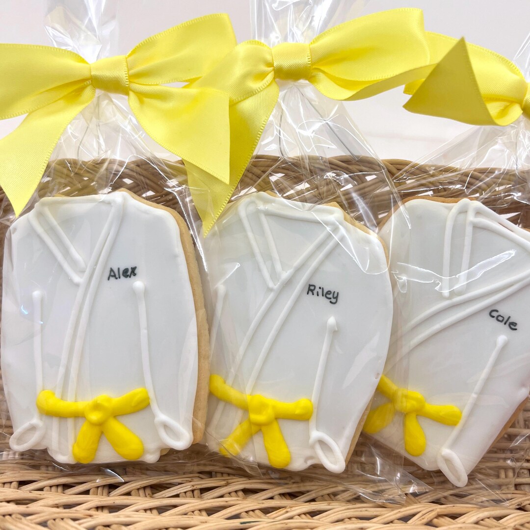 Karate Gi Kimono Cookies- Set of 6 Crunchy Shortbread Cookies ...