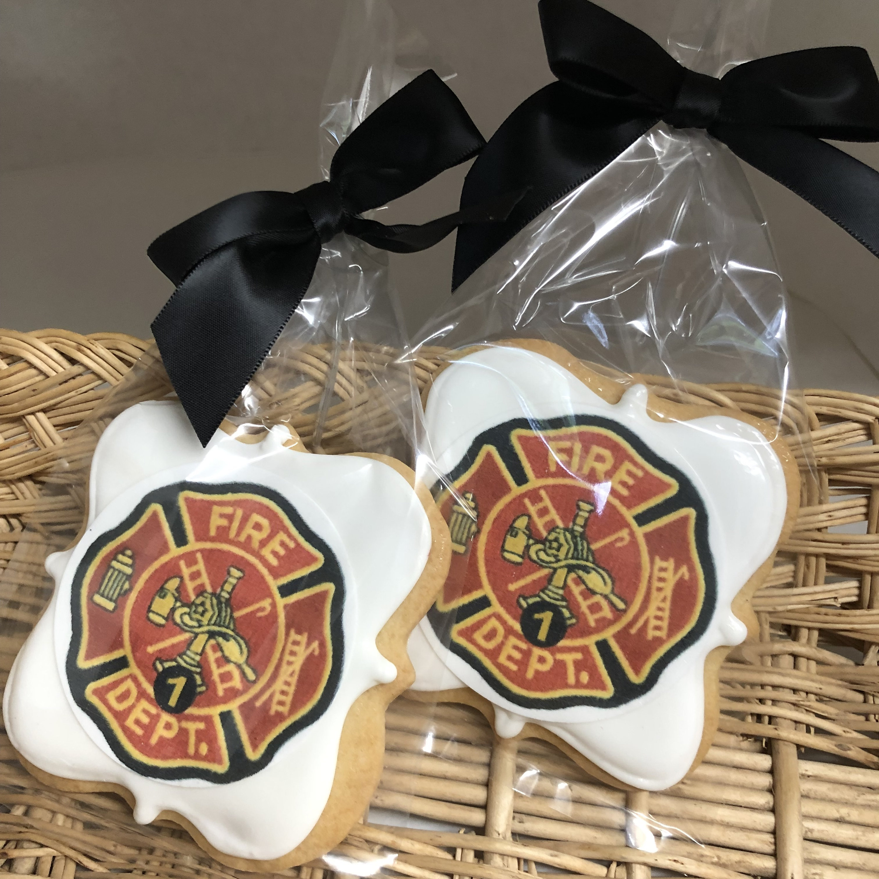 Fireman Fire Department Cookies- Set of 6 Crunchy Shortbread Cookies ...