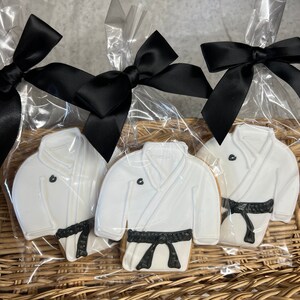 Karate Gi Kimono Cookies Set of 6 Crunchy Shortbread Cookies ...