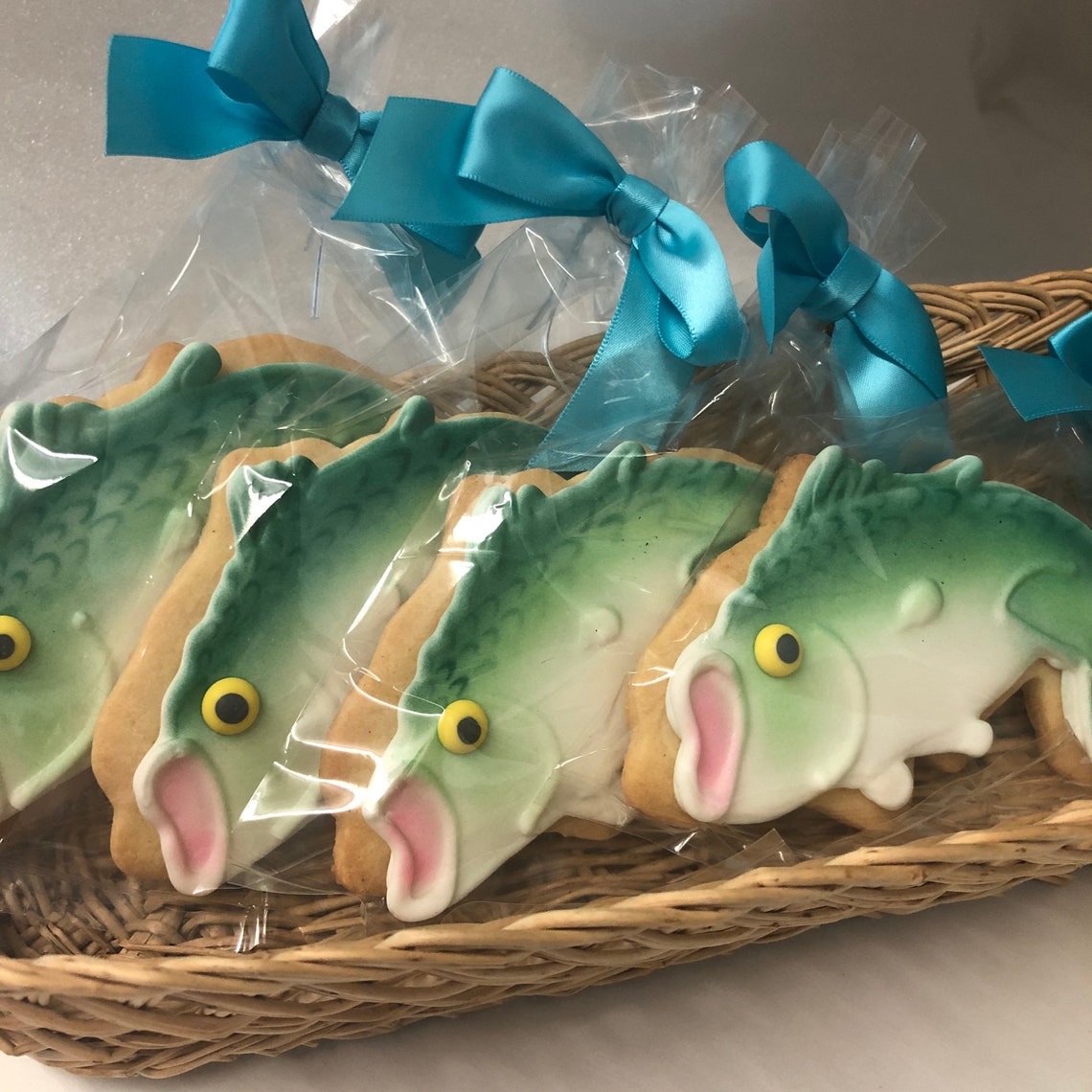 Bass Fishing Cookies- Set of 6 Crunchy Shortbread Cookies Individually ...