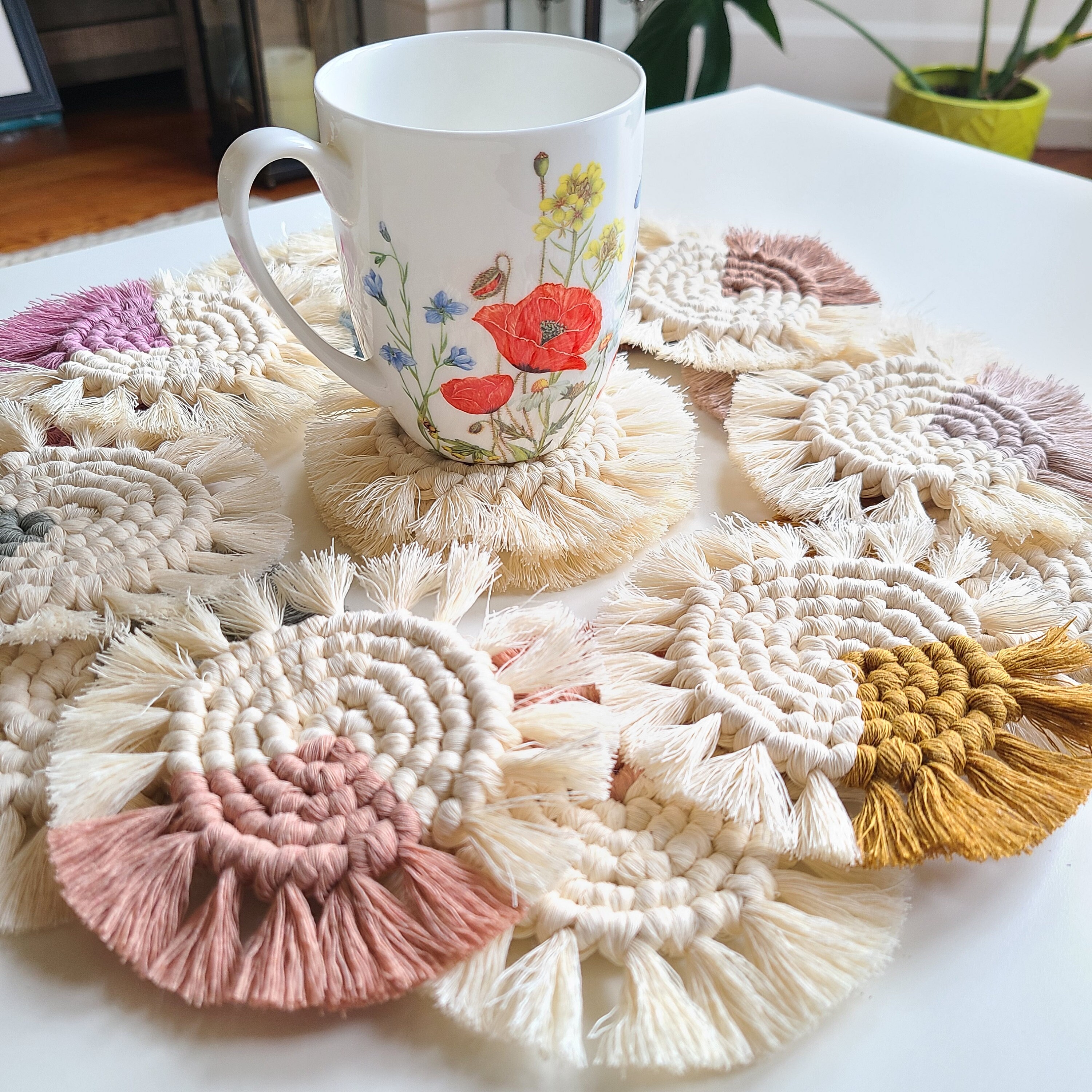 Macrame Coasters SET OF 2 4 6 or 8 /coasters/mother's | Etsy