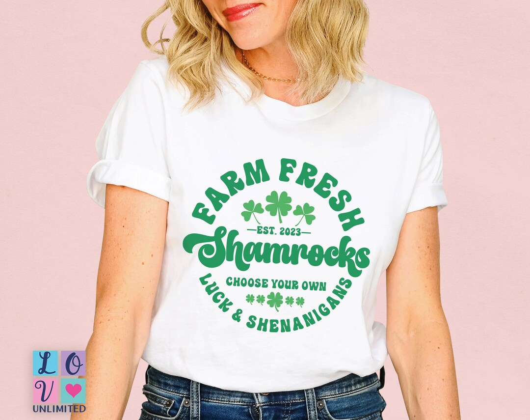 Farm Fresh Shamrock St. Patty's Day camiseta, tréboles de cuatro hojas El mejor regalo para ella ...