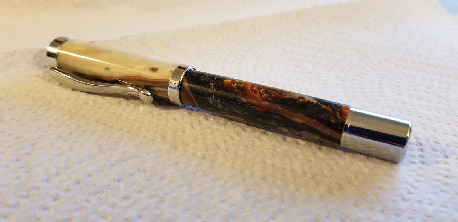 Hand Turned Writing Pen Using a Custom Acrylic Body | Etsy