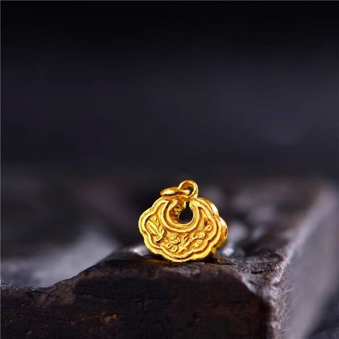 Chinese Classical Traditional Pattern 24K Gold Longevity Lock Pendant ...