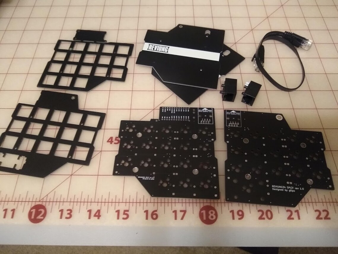 Reviung34 V2 Split Keyboard PCB and FR4 Case or Kit USB-C, OLED ...