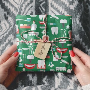 Tooth Toothpaste Wrapping Paper Roll, Dentist Gift Wrap Sheet for ...