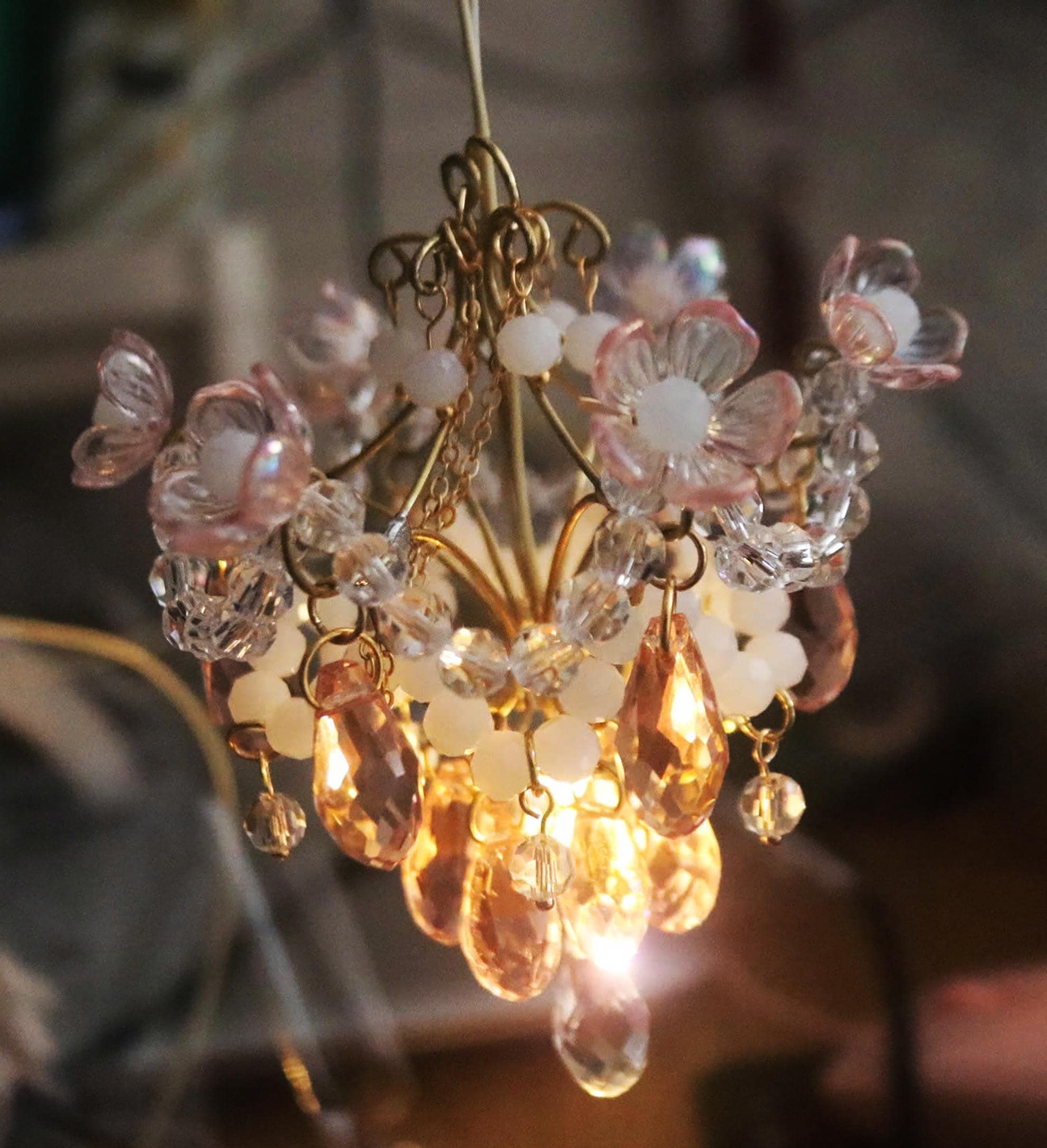 Luxury Pink Crystal Mini Battery Light – Classic Miniature Chandelier ...