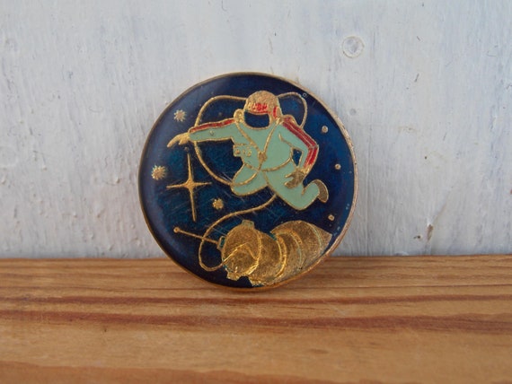 Astronaut pin, Space pin, Soviet space, Spacewalk - Gem