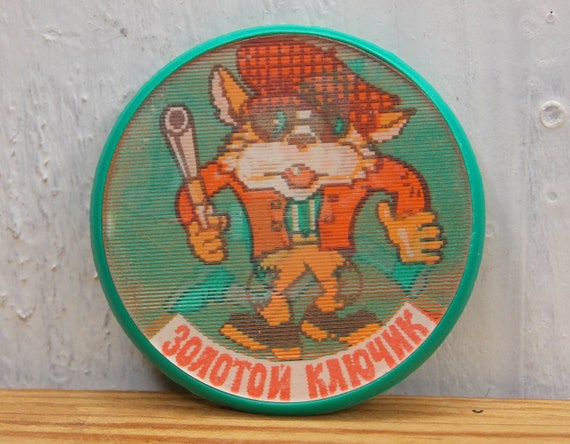 Lenticular pin, Golden Key, Childrens animals pin, Pi… - Gem