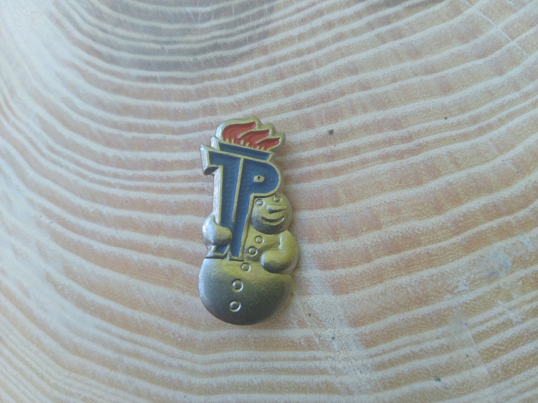 Sports Pin Pioneers of the GDR Vintage Badge Snowman Pin - Etsy