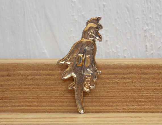 Parrot pin, Children's pin, Birds pin, Funny enamel p… - Gem