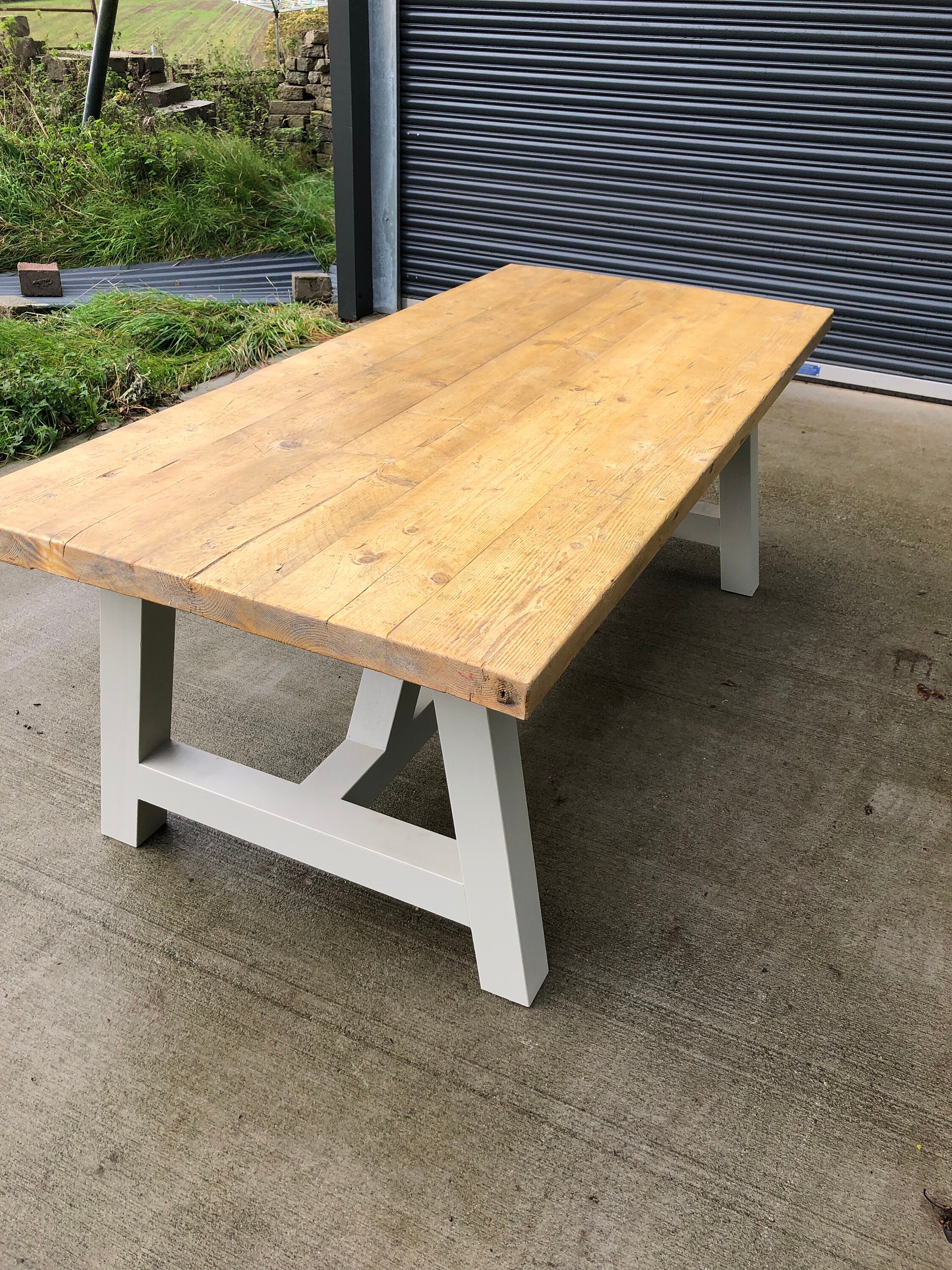 Rustic Modern Farmhouse Table - Etsy
