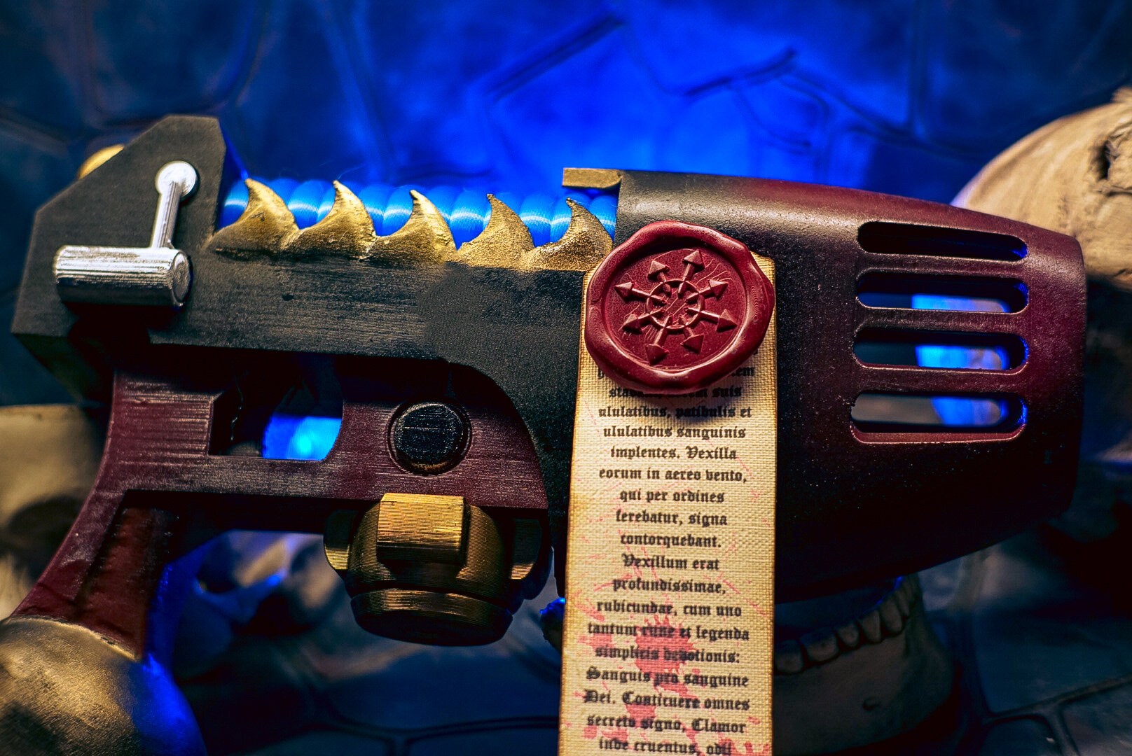 Warhammer 40K CHAOS KHORNE Plasma Pistol Real Size Pistol - Etsy