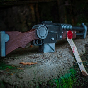 Lucius Pattern Lasgun, Warhammer 40K Weapon Prop Death Korps Krieg ...