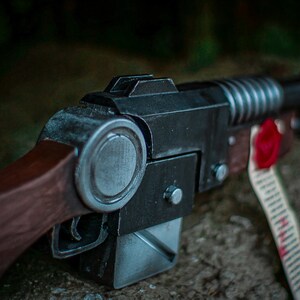 Lucius Pattern Lasgun, Warhammer 40K Weapon Prop Death Korps Krieg ...