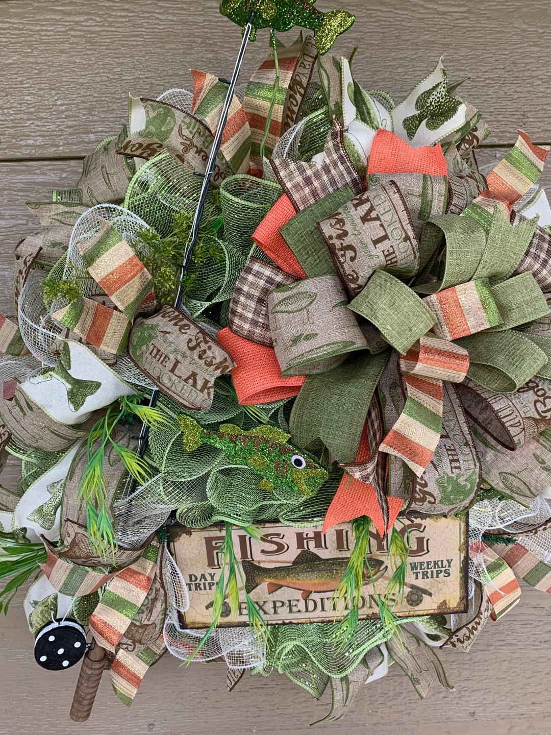 Handmade Fishing Lure Wreath: Cabin Wall Decor - Etsy