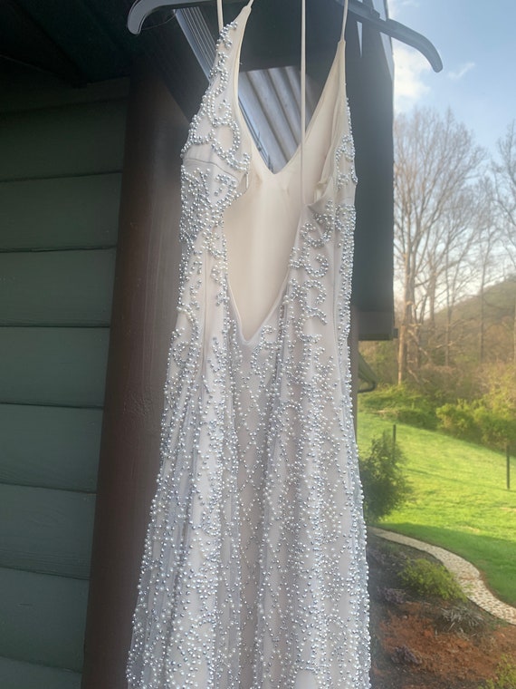 A beautiful blush/cream prom dress - Gem