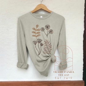 Boho Scandi Minimalist Scandinavian Flowers Long Sleeve Top for Women ...